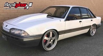 HOLDEN COMMODORE VL 3 INCH REVERSE COWL BONNET SCOOP WITH CENTRE RIB ...