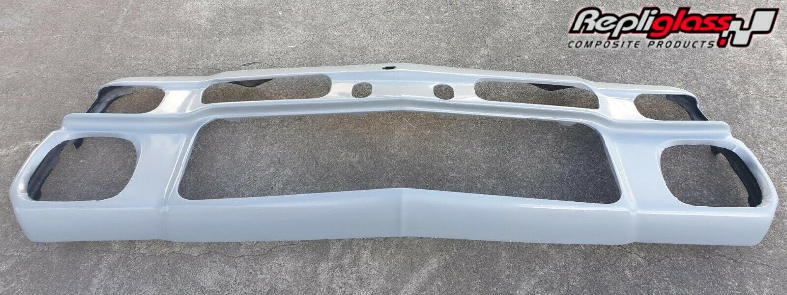 HOLDEN HQ SINGLE HEADLIGHT FULL FIBREGLASS NOSE CONE to suit BELMONT ...