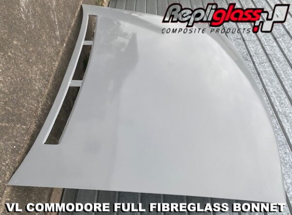 HOLDEN COMMODORE VL STANDARD BONNET FULL FIBREGLASS – Repliglass Pty Ltd