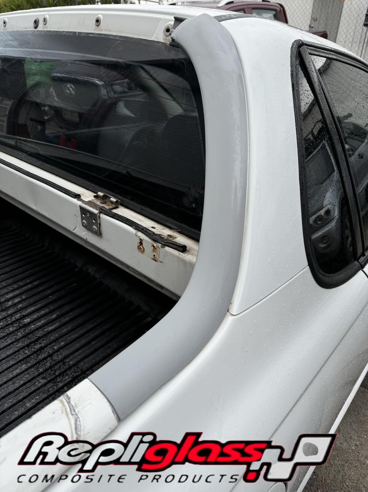 HOLDEN COMMODORE VU VY VZ UTE DRIVERS SIDE SAILPLANE PIECE strong ...