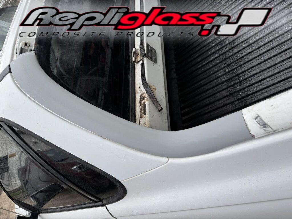 HOLDEN COMMODORE VU VY VZ UTE SAILPLANE PIECES Passenger + Drivers side ...
